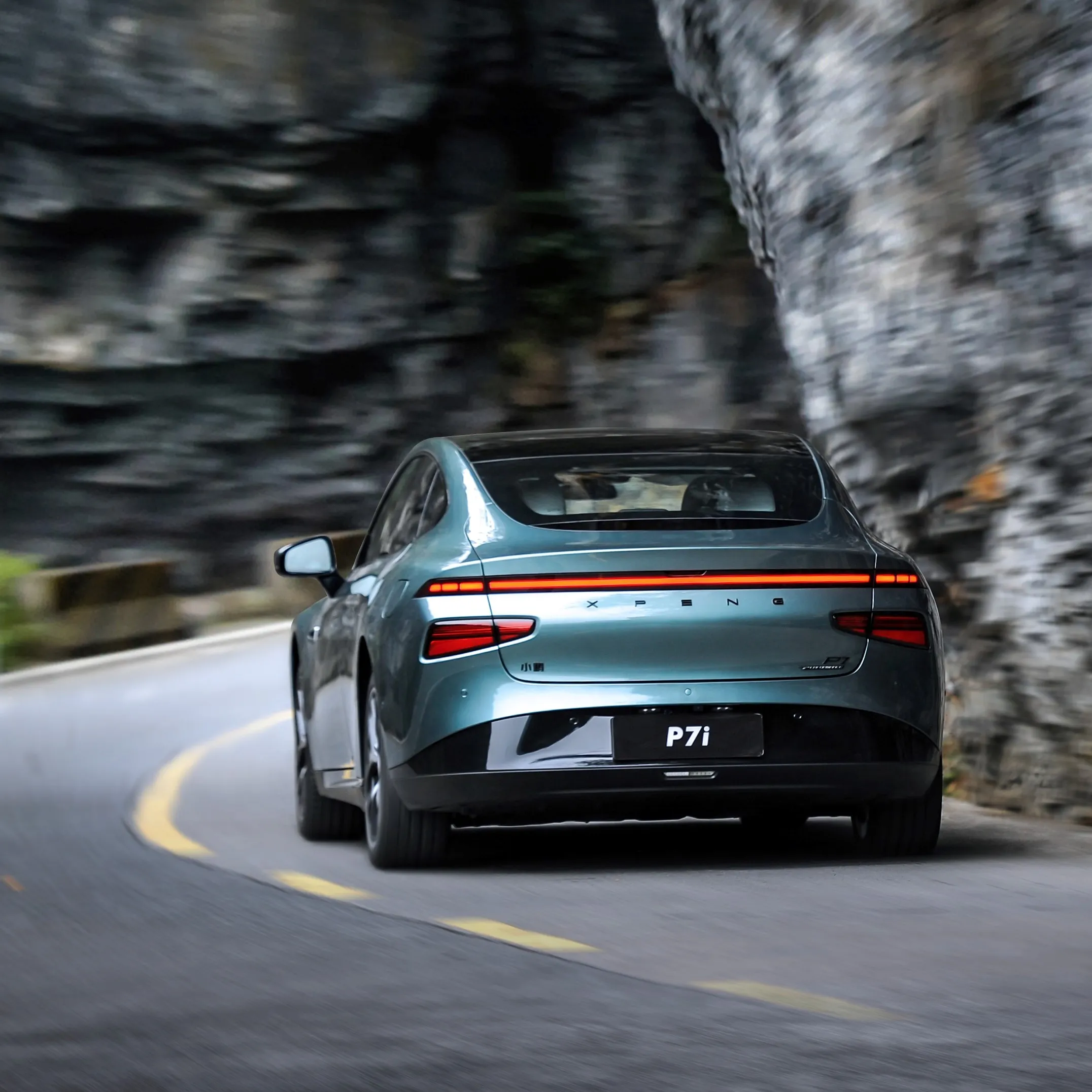 小鹏全新P7i订购指南