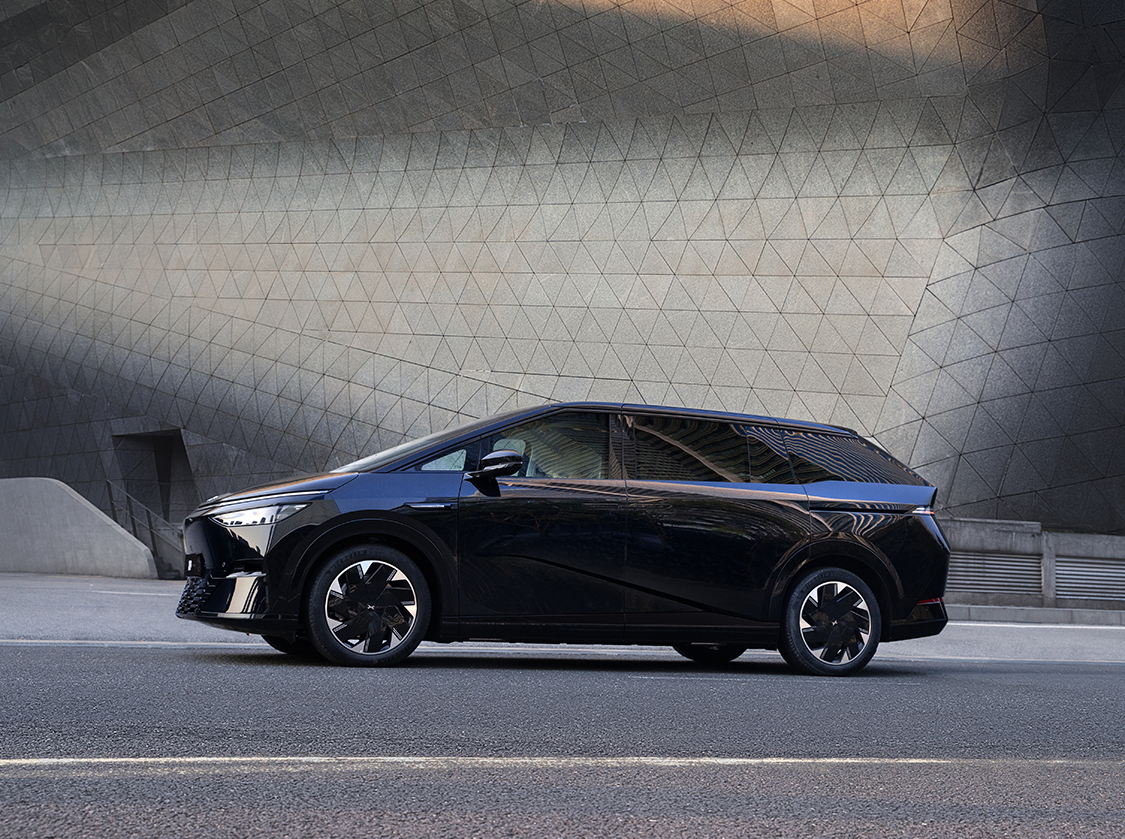 X9后向碰撞预警（RCW）使用指南